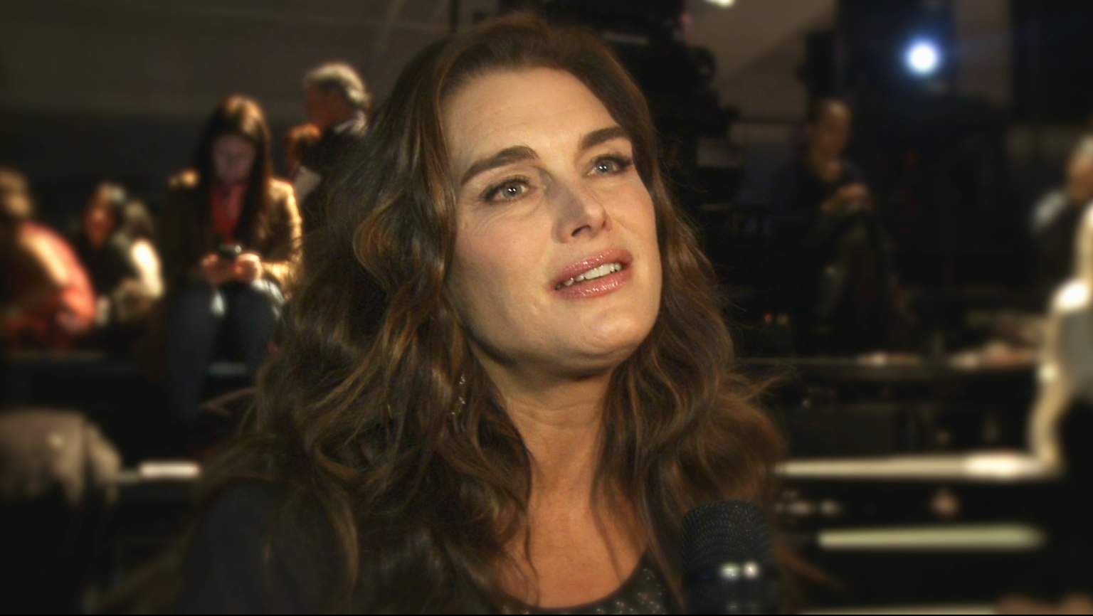 Brooke Shields Gets Personal Lifeminutetv