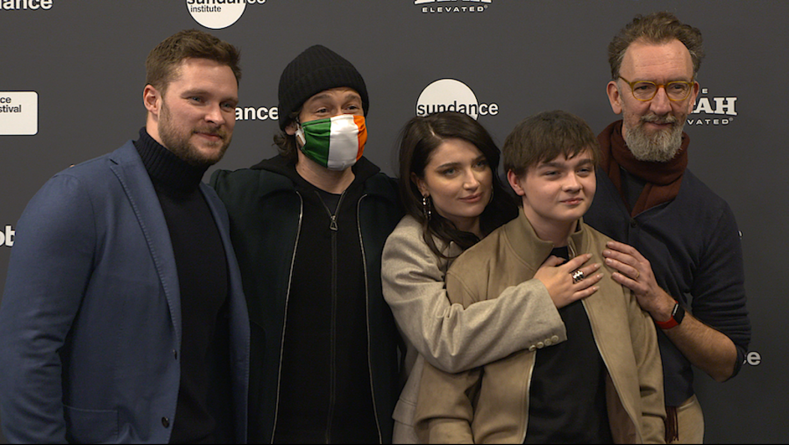 Joseph Gordon-Levitt and Eve Hewson Get Musical for New Film, Flora and Son | LifeMinute TV