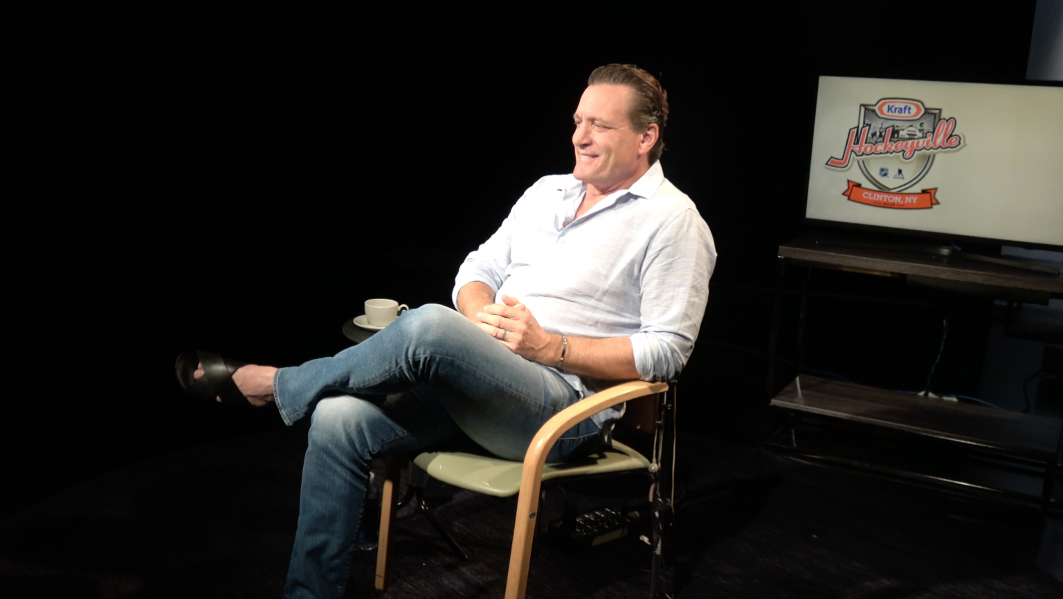 Hockey Talk with NHL Legend Jeremy Roenick | LifeMinute TV