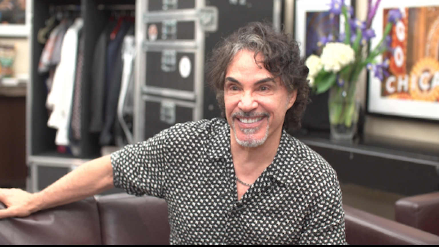 John Oates on New Music, Memoir and Tour | LifeMinute TV