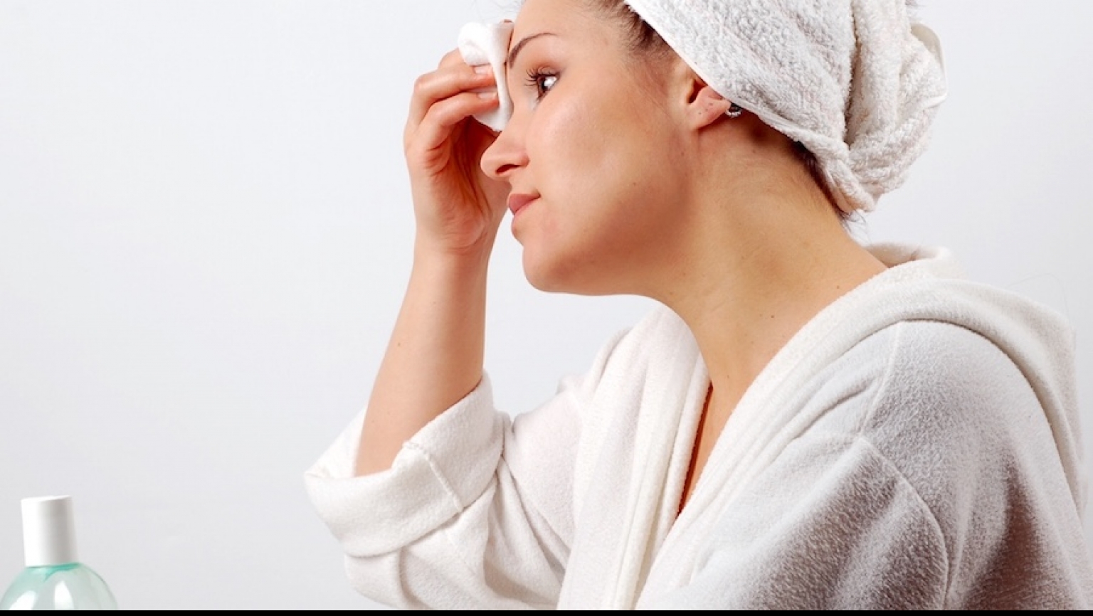 Six Tips to Renew Your Skin in 2021 | LifeMinute TV