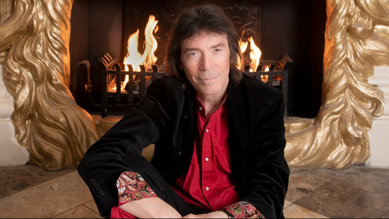 Famed Prog-Rock Guitar Virtuoso Steve Hackett Takes Us All Around The ...